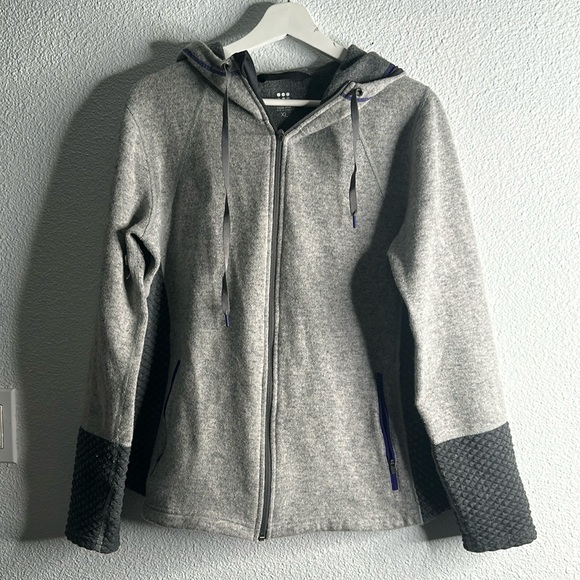 Title nine | Jackets & Coats | Title Nine Wool Blend Gray Zip Up Fleece ...